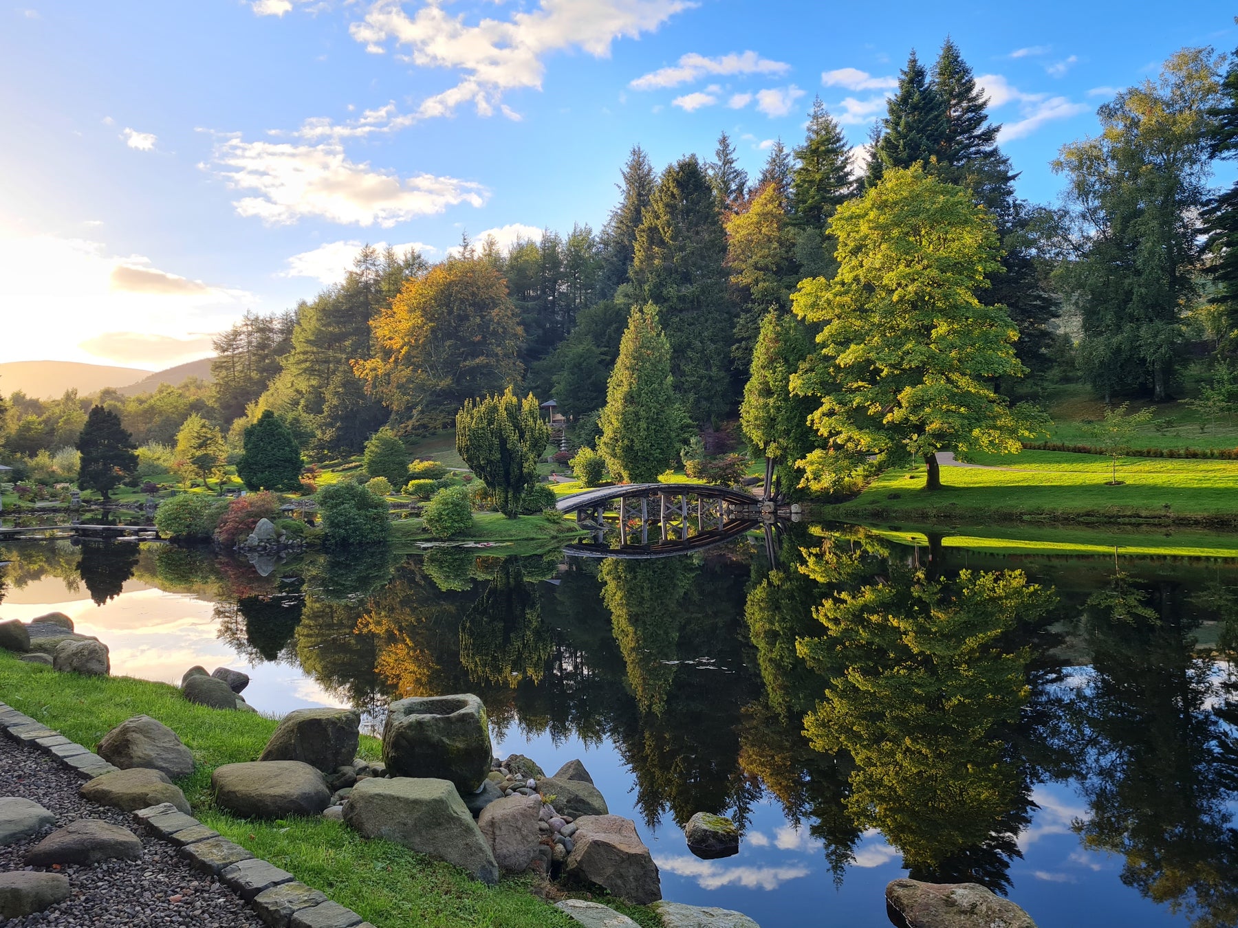 Postcard - Bridge Reflection – Cowden Garden